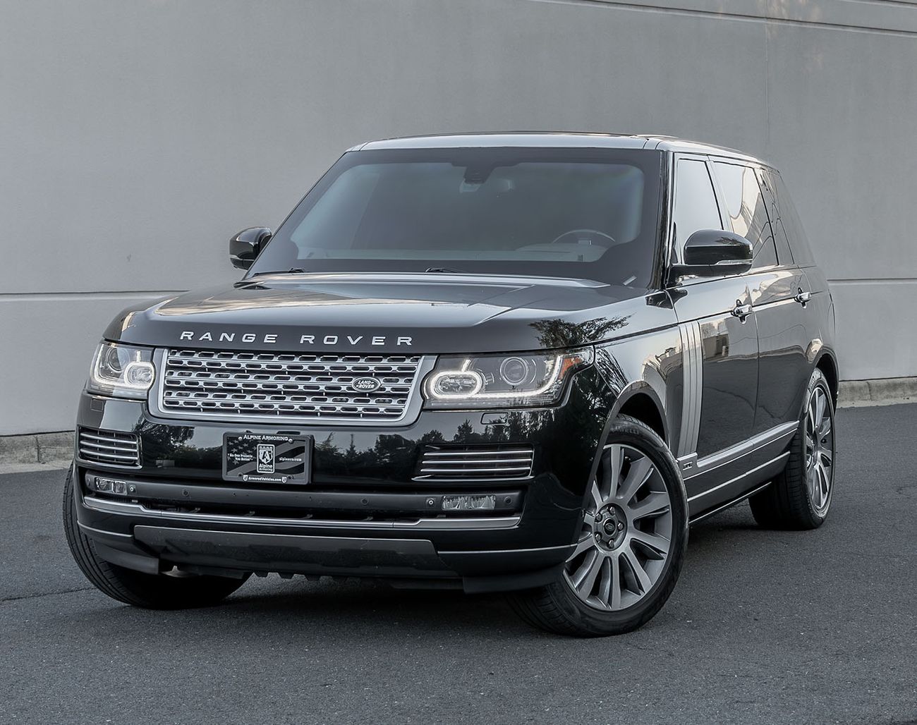 Rental Pre-Owned Armored Range Rover Autobiography | Alpine Armoring®
